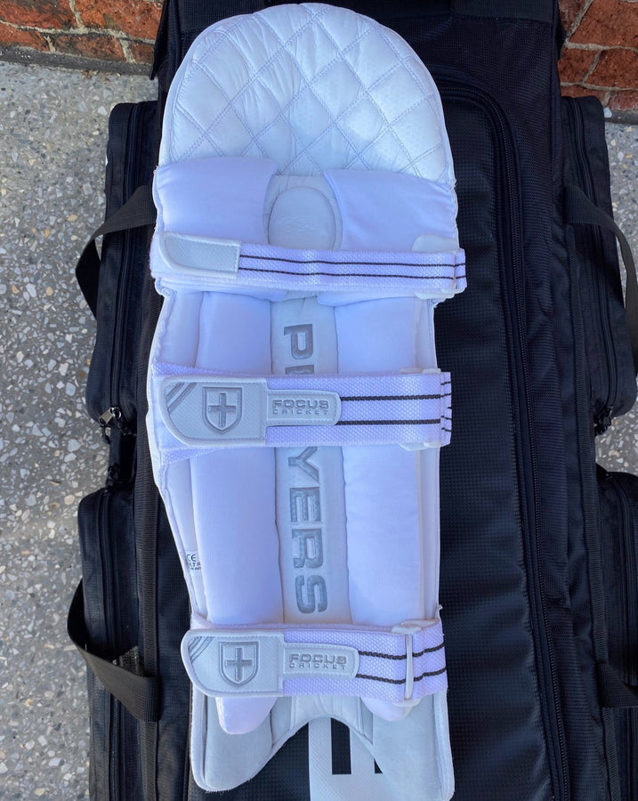 FOCUS Players Batting Pads – Sixty Two Sports